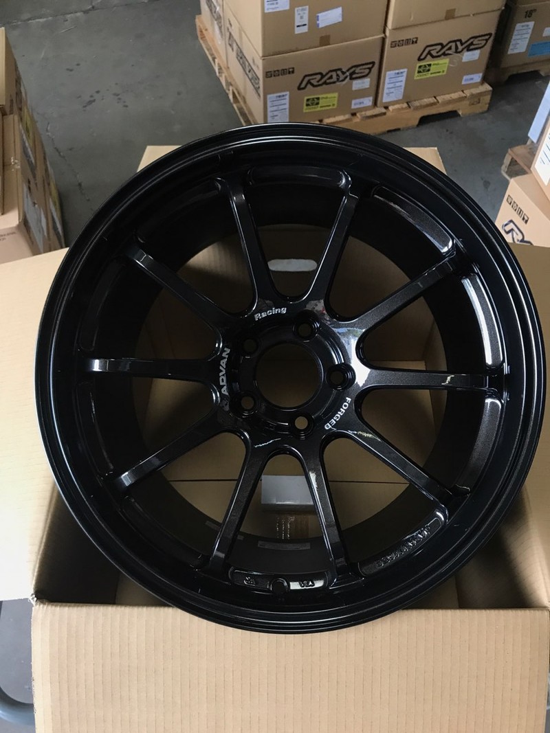 Advan RS-DF PROGRESSIVE 18x9.5 +22, 5x114.3 by Christopher O ...
